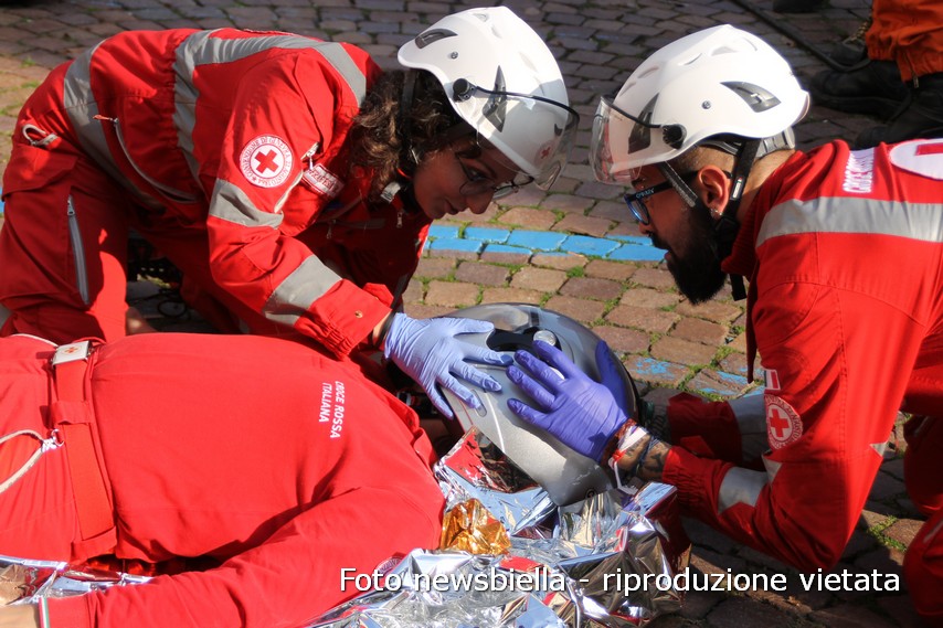 Ben Rivà an Riva: Falchi, giochi, volontariato, spettacolo e la super ...