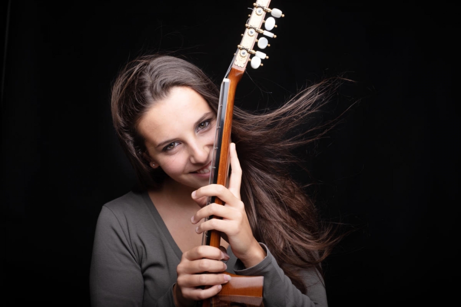 Carlotta Dalia, virtuosa della chitarra ai concerti del Perosi ...