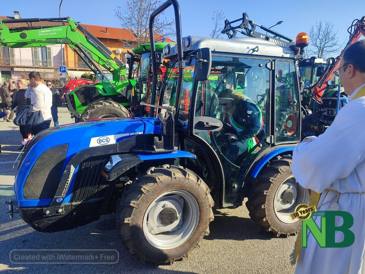 Festa del Ringraziamento a Occhieppo Inferiore, al via la sfilata di trattori e cavalli FOTO e ...