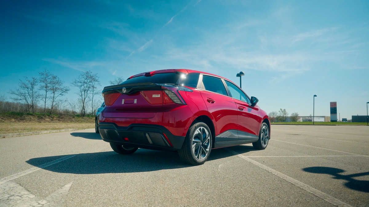 Scegli la nuova MG4 con l’allestimento perfetto per te! FOTO e VIDEO ...