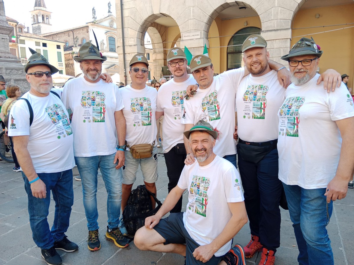 All'adunata presenti anche gli Alpini di Sandigliano - Newsbiella.it