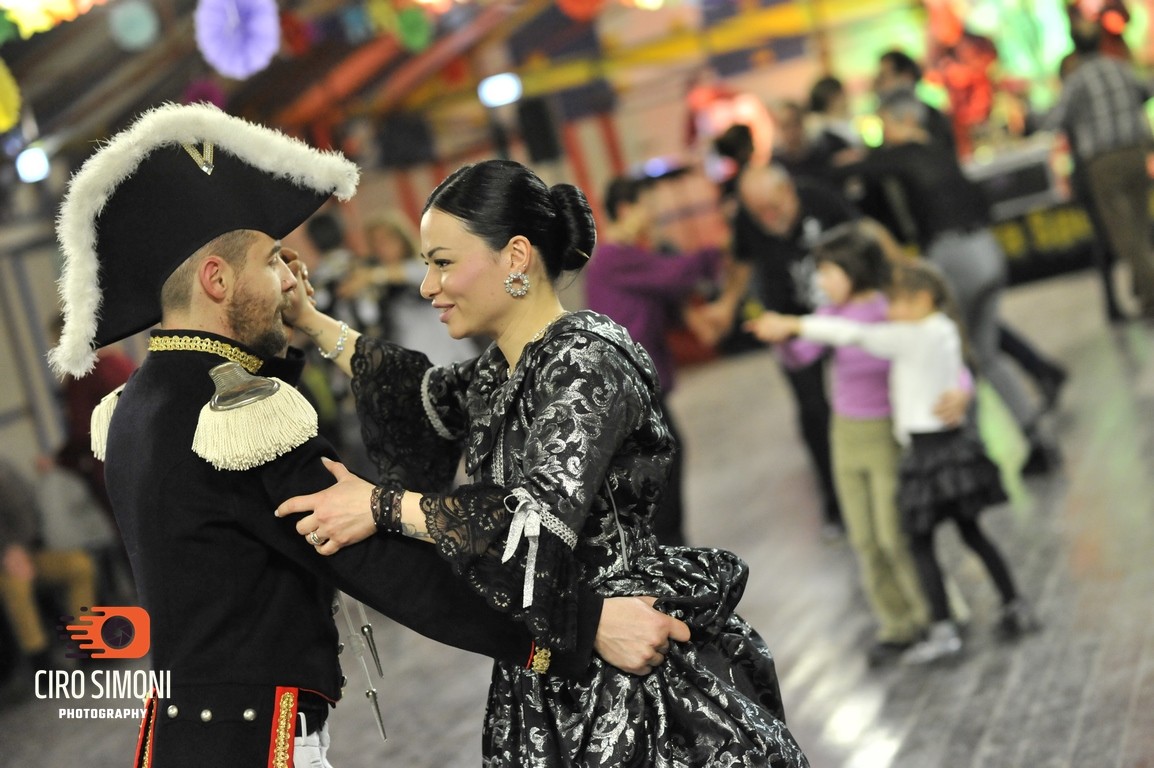 Roppolo in festa per il Carnevale 2025 tra balli in costume e cene in ...