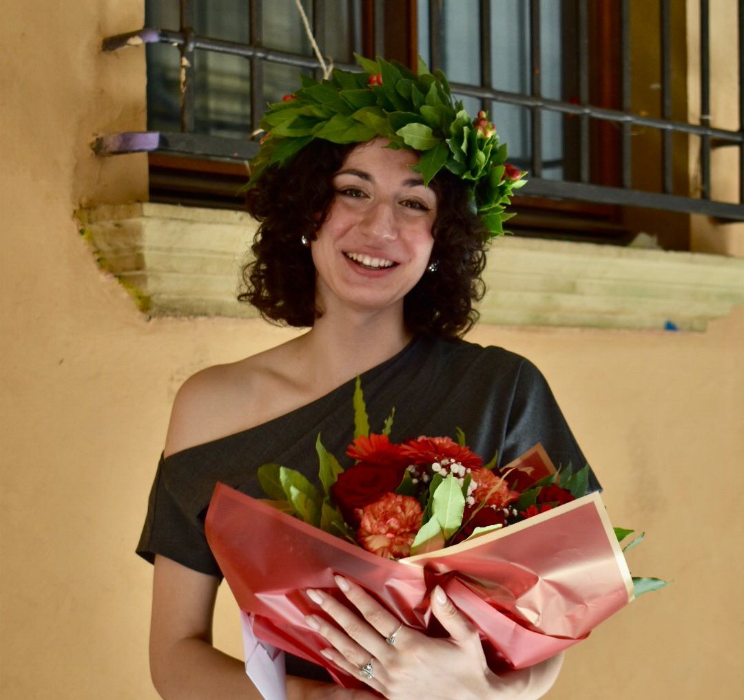 Laurea con lode per Francesca, ex allieva del Liceo Avogadro di Biella ...