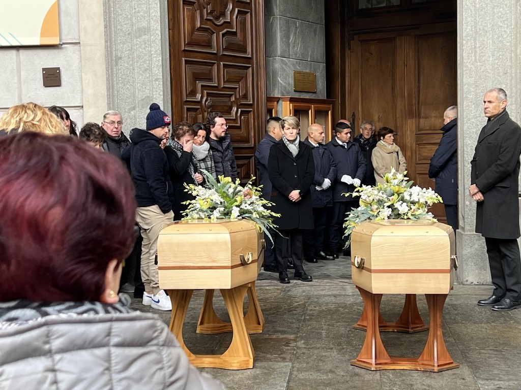 "Lasciali andare per le tue montagne": nel Duomo di Cuneo l'ultimo ...