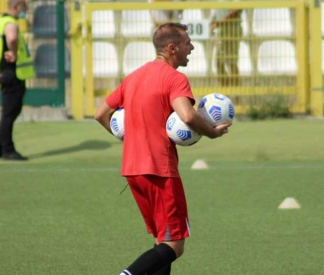 Calcio, lo staff tecnico del Borgosesia si presenta: c'è anche il ...