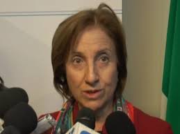 "La ministra Lanzetta incontra i lavoratori della Provincia di Biella e ...