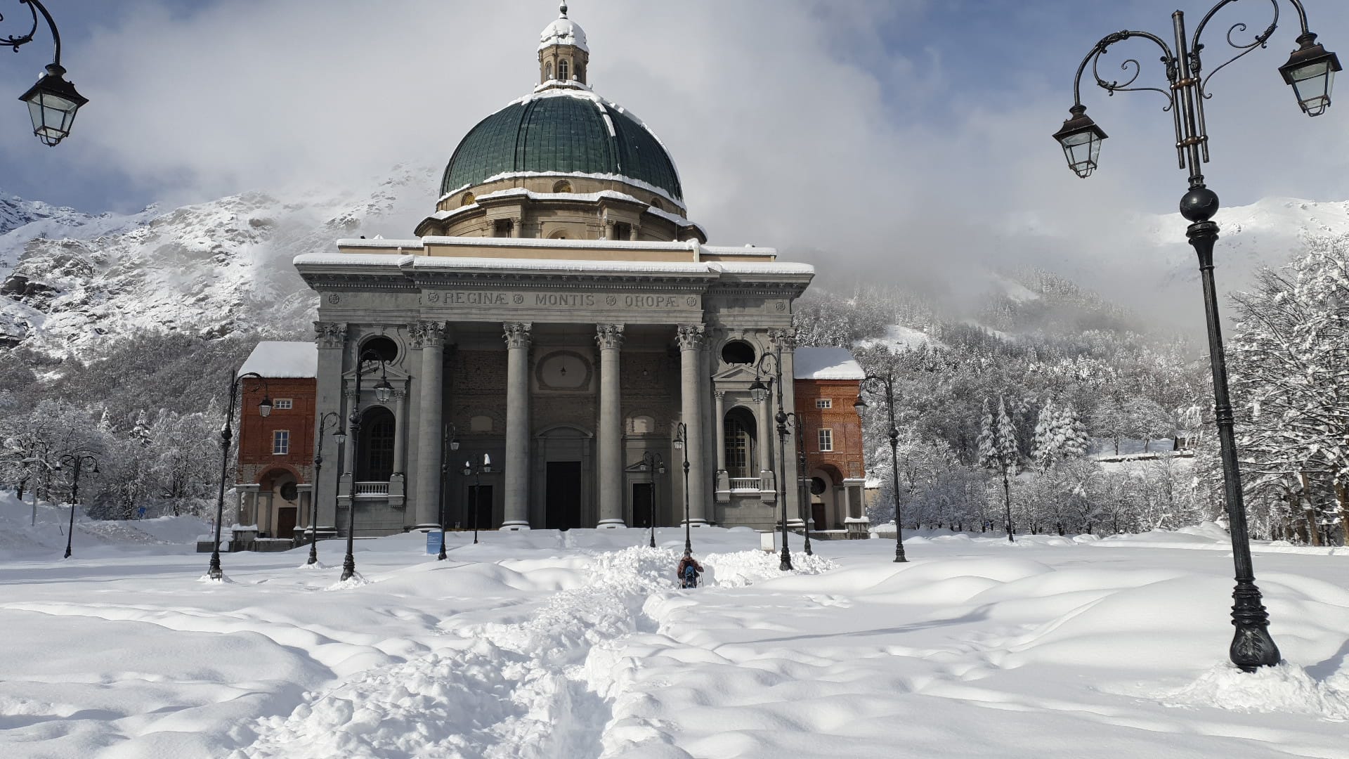 Oropa, la magia della neve nelle immagini di Newsbiella FOTO e VIDEO ...