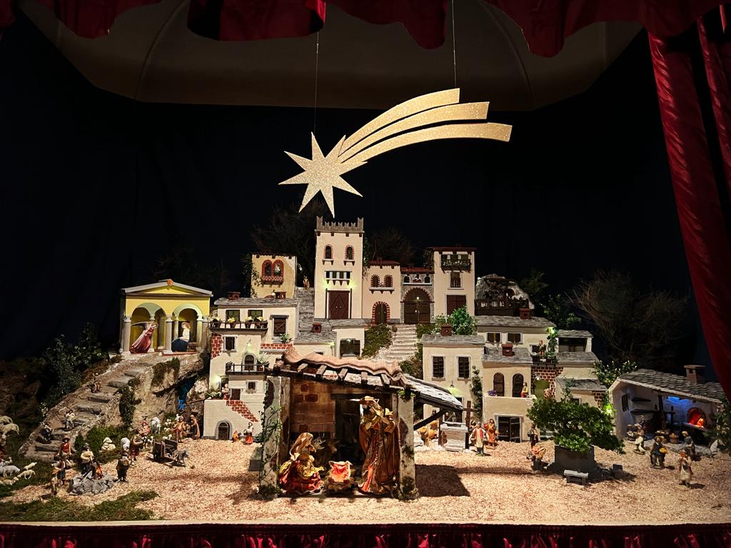 Vigliano, che bello il presepe della parrocchia di Santa Maria Assunta ...