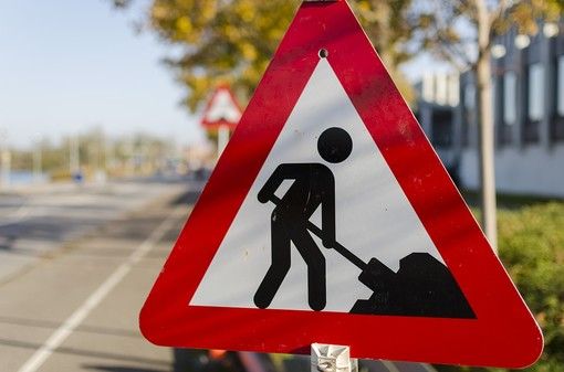 Lavori sulle barriere stradali, cambia la viabilità fra Sostegno e Pray ...