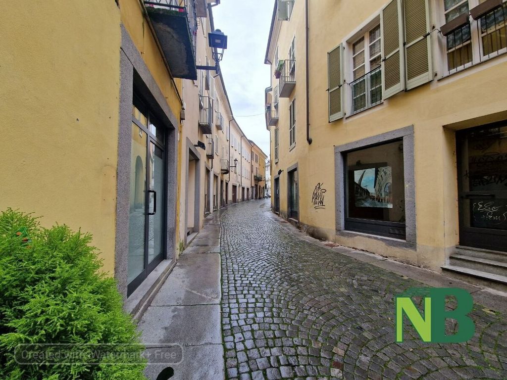 Via Italia pronta al restyling: tra roggia, pavimentazioni e ...