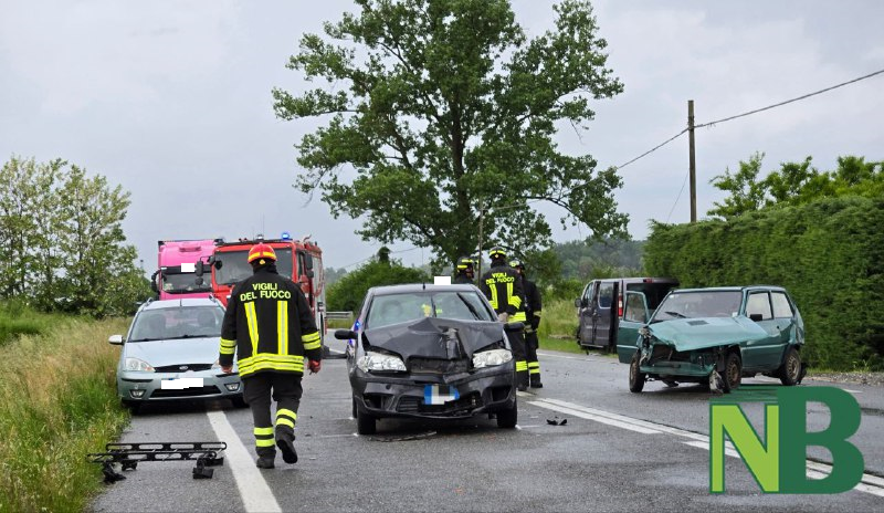 Scontro tra 3 mezzi a Villanova, code e traffico sulla Provinciale per ...